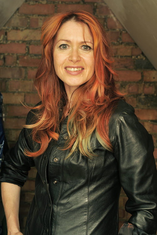 Many Lives Passed Through Place: An Interview with Roz Morris - Rain Taxi